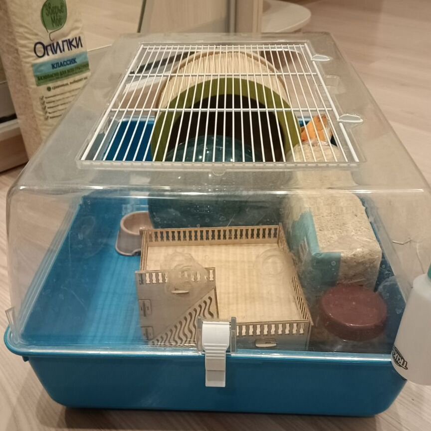 Продам домик для хомяка