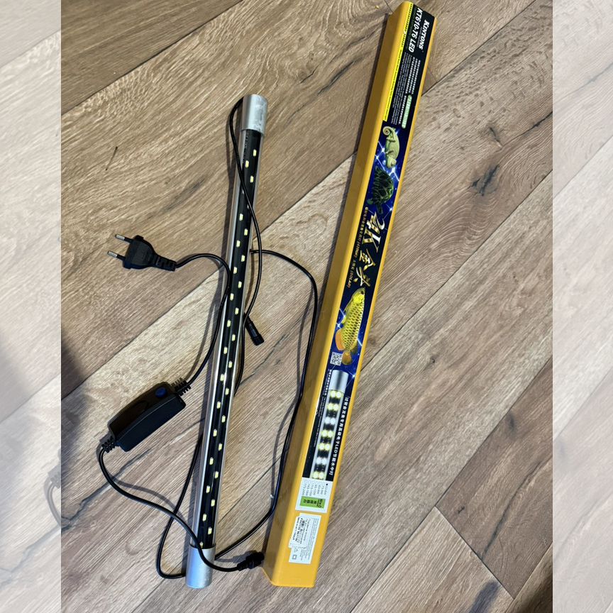 Лампа в аквариум