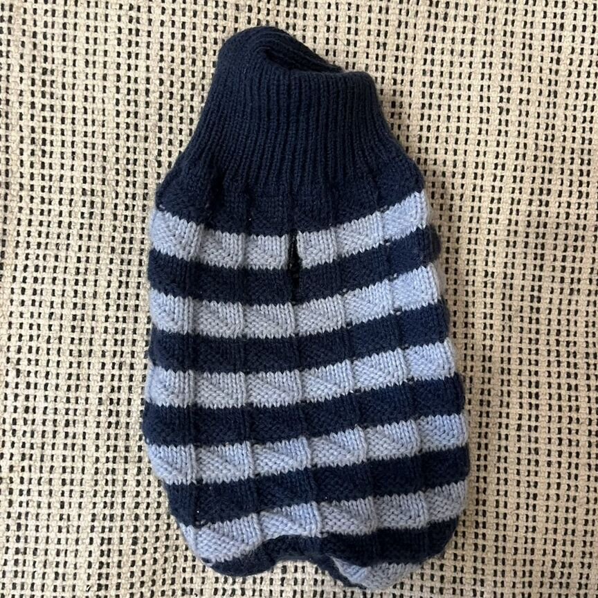 Свитер для щенков мелких пород