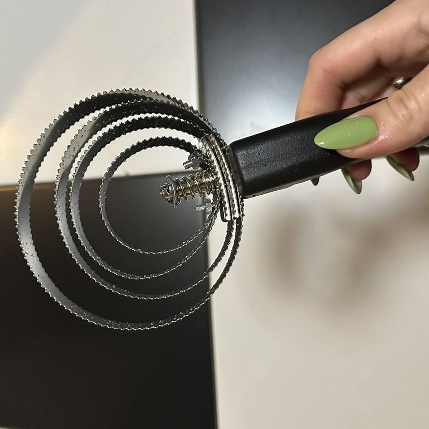 Скребница. Чесалка для кошек, собак, лошадей