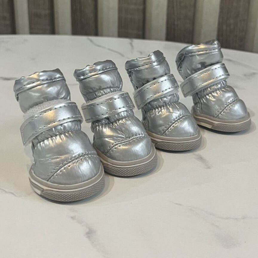 Обувь для собак мелких пород