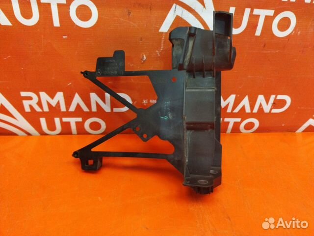 Кронштейн бампера передний правый Mercedes купить в Москве MERCEDES ...