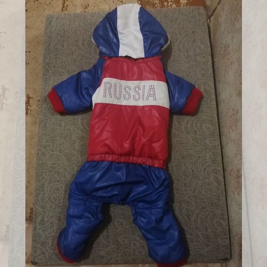 Комбинезон для средней собаки, б/у