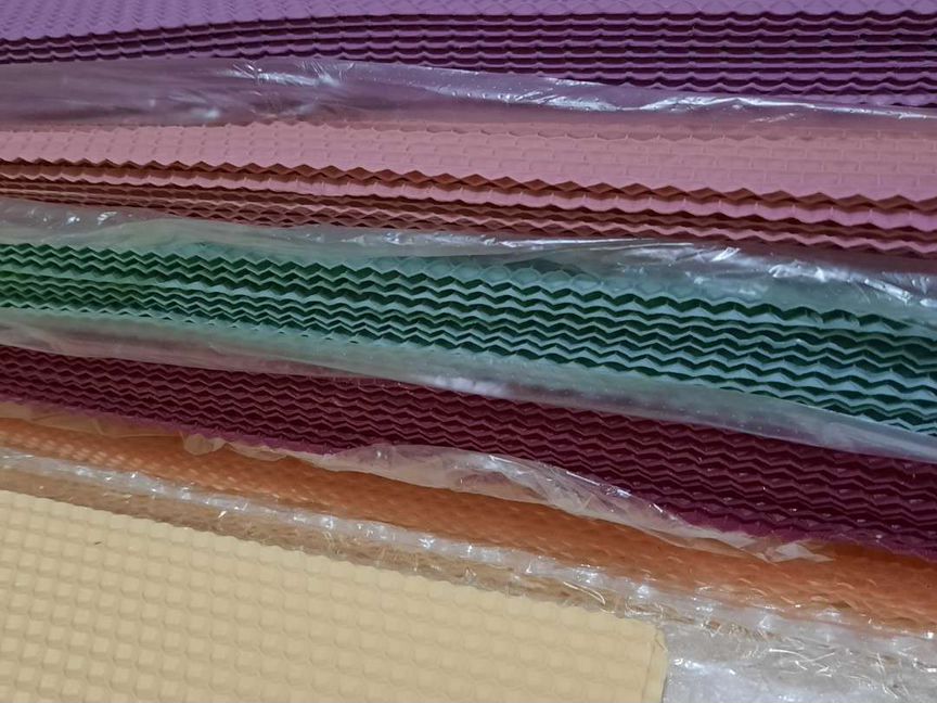 Вощина цветная