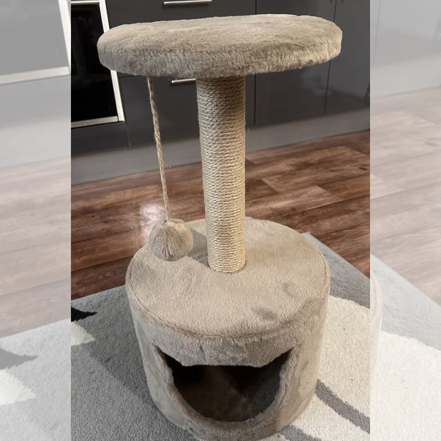 Домик для кошки с когтеточкой