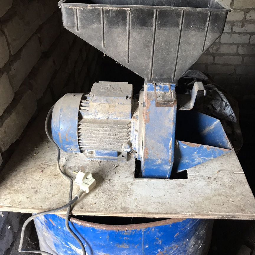 Кормоизмельчитель