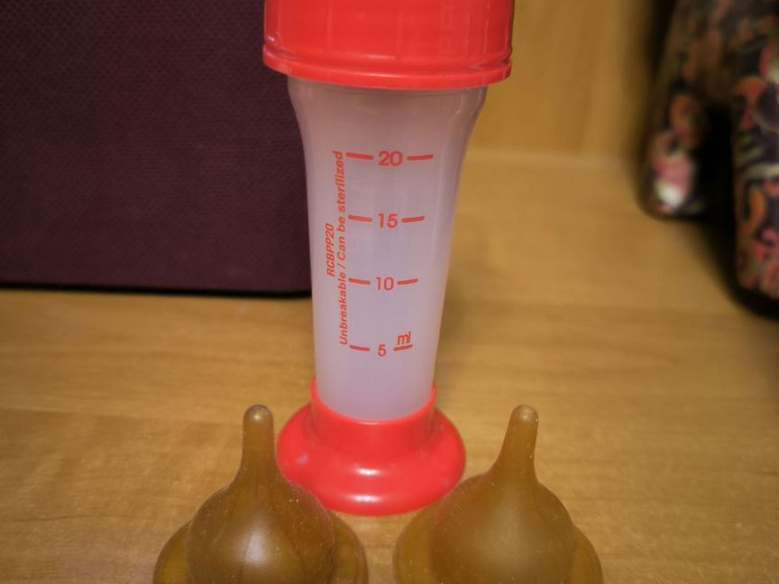 Поильник роял конин