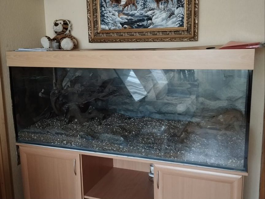 Аквариум с тумбой 500 литров