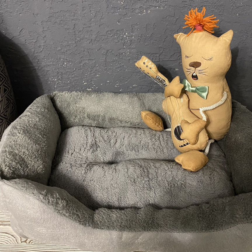 Лежанка домик для кошек и собак