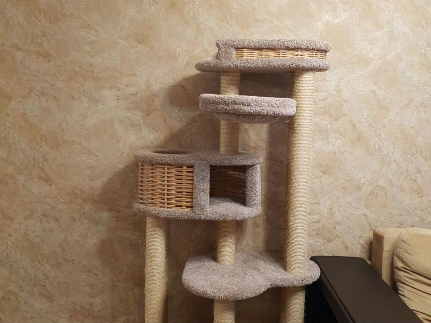 Домик (когтеточка) для кошки