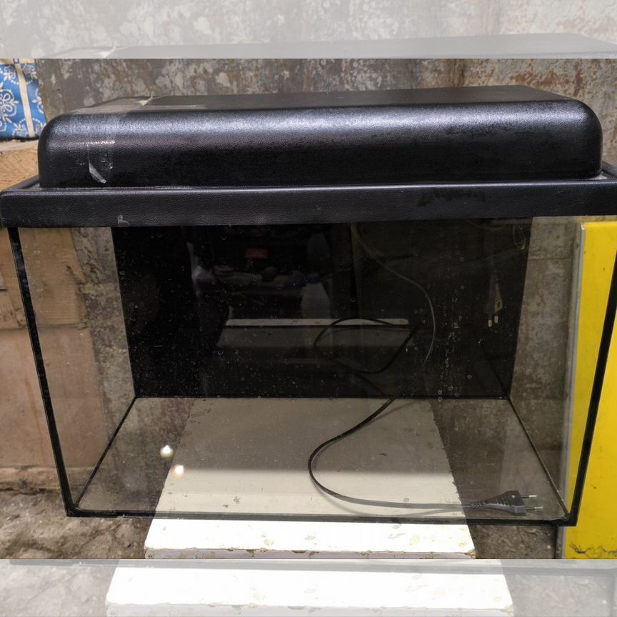 Аквариум с крышкой и подсветкой 45 лит