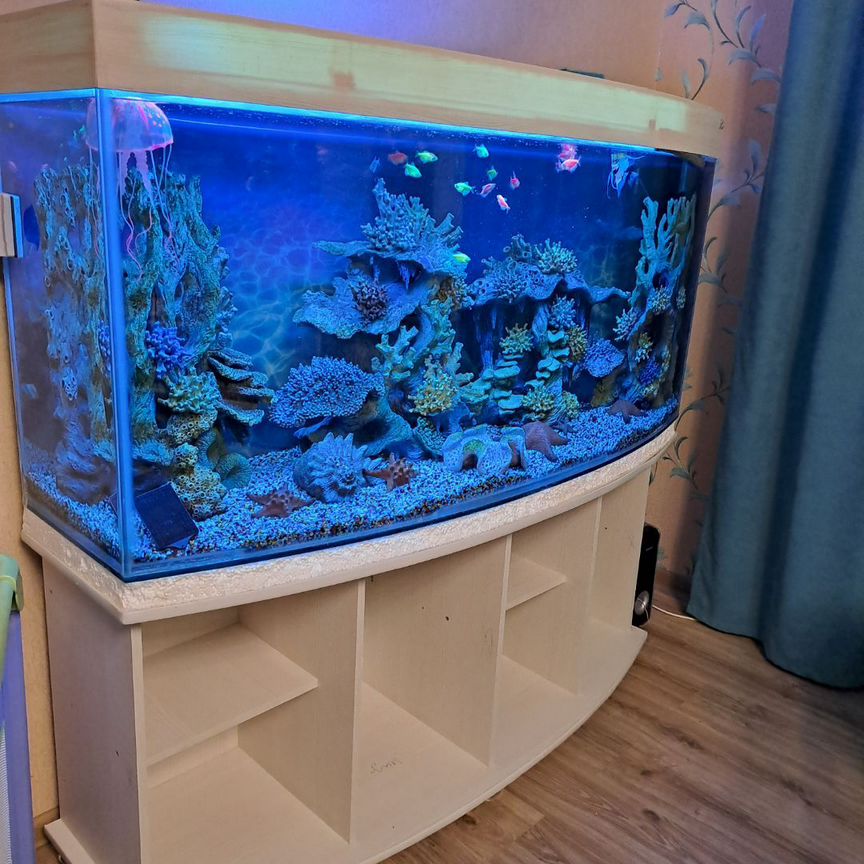 Комплект аквариум, подсветка,тумба