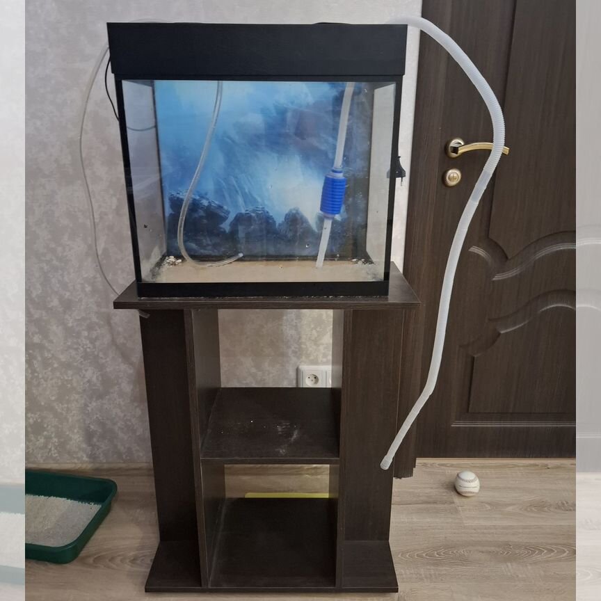 Аквариум с тумбой