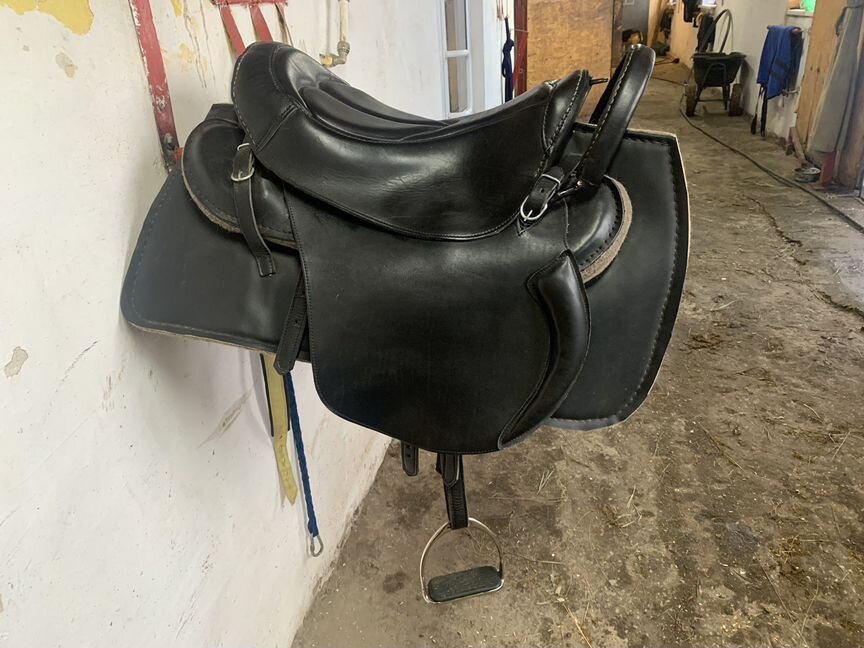 Седло офицерское