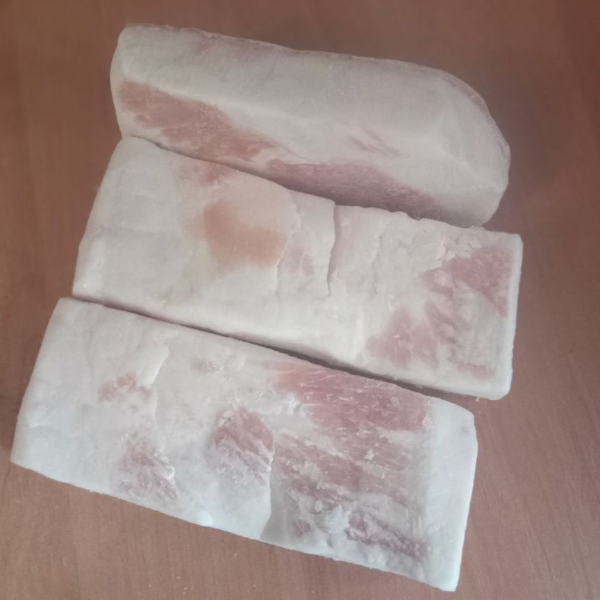 Сало свиное домашнее