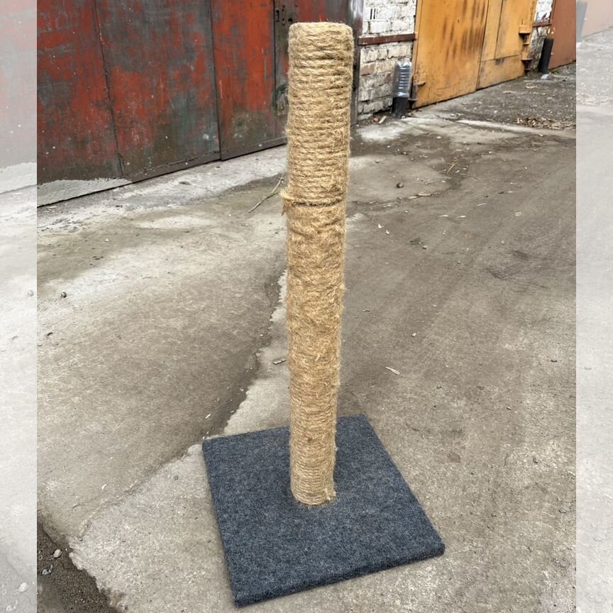 Когтеточка для кошек высокая