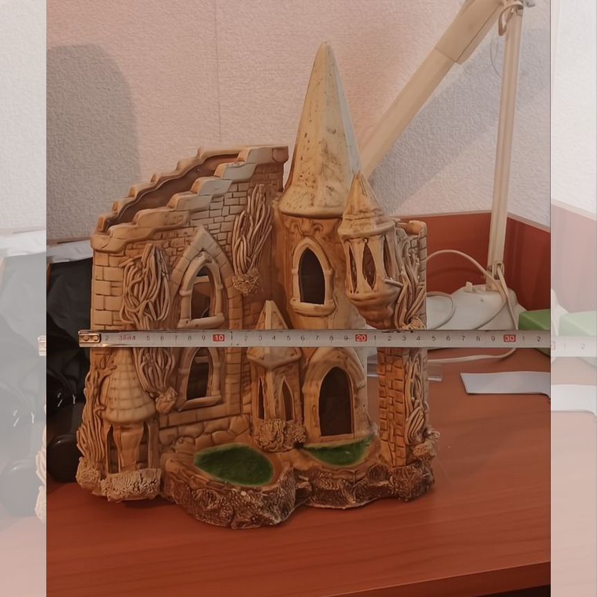 Замок для аквариума