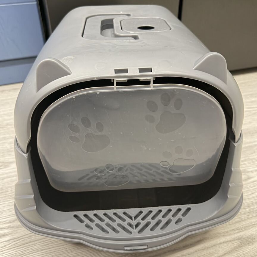 Закрытый лоток для кошек большой