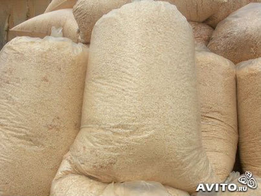 Опилки, щепа