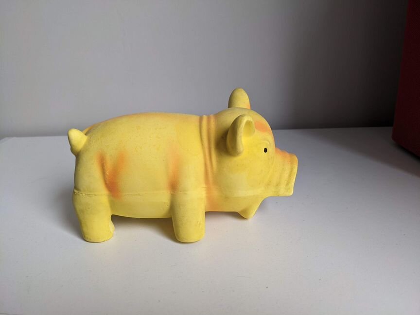 Игрушка хрюкающая свинка для собак