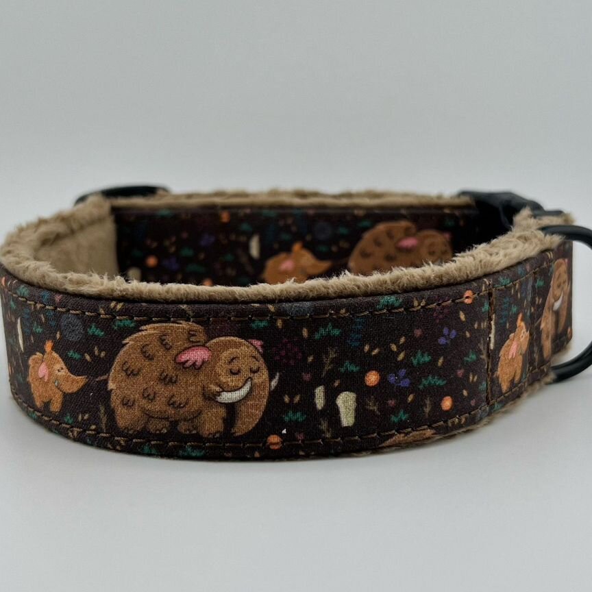 Ошейник 30мм Мама и мамонтенок ручной работы