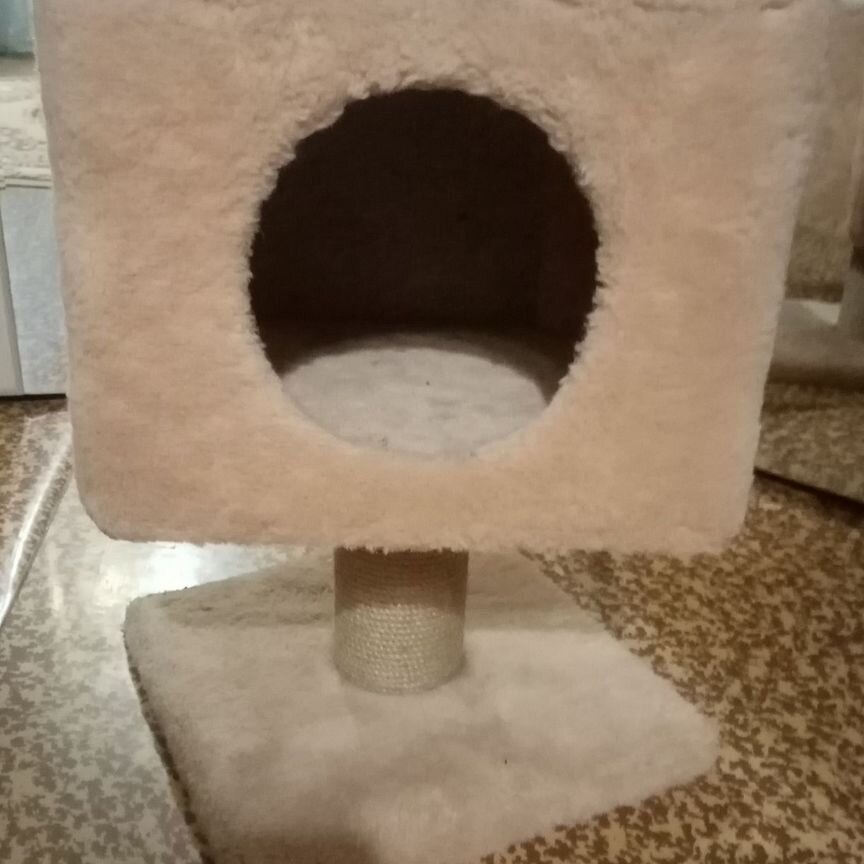 Когтеточка с домиком бу