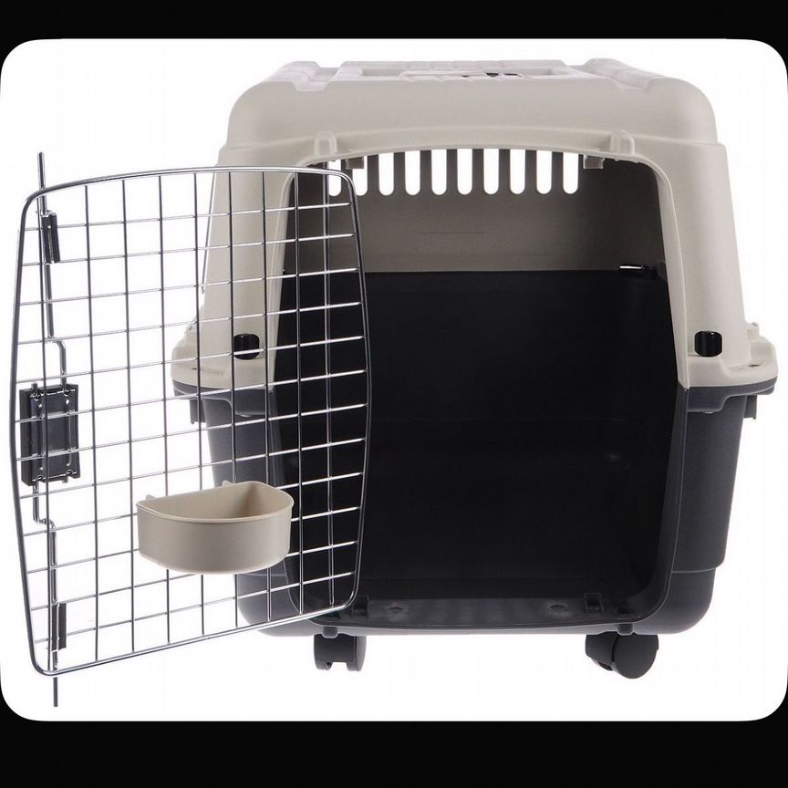 Переноска для собак на колесах