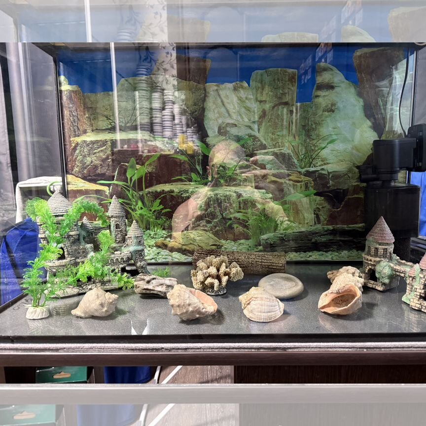 Аквариум с тумбой