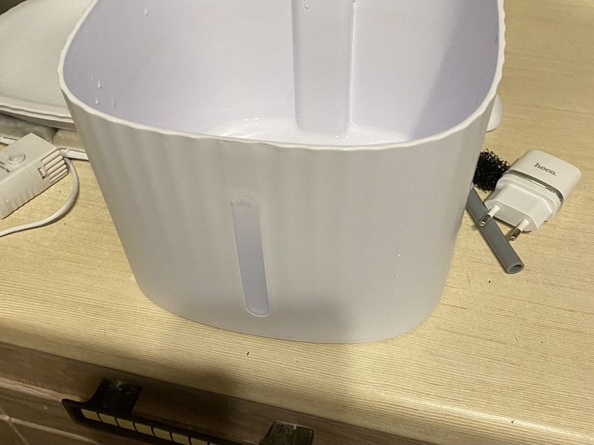 Фонтан-поилка для котика