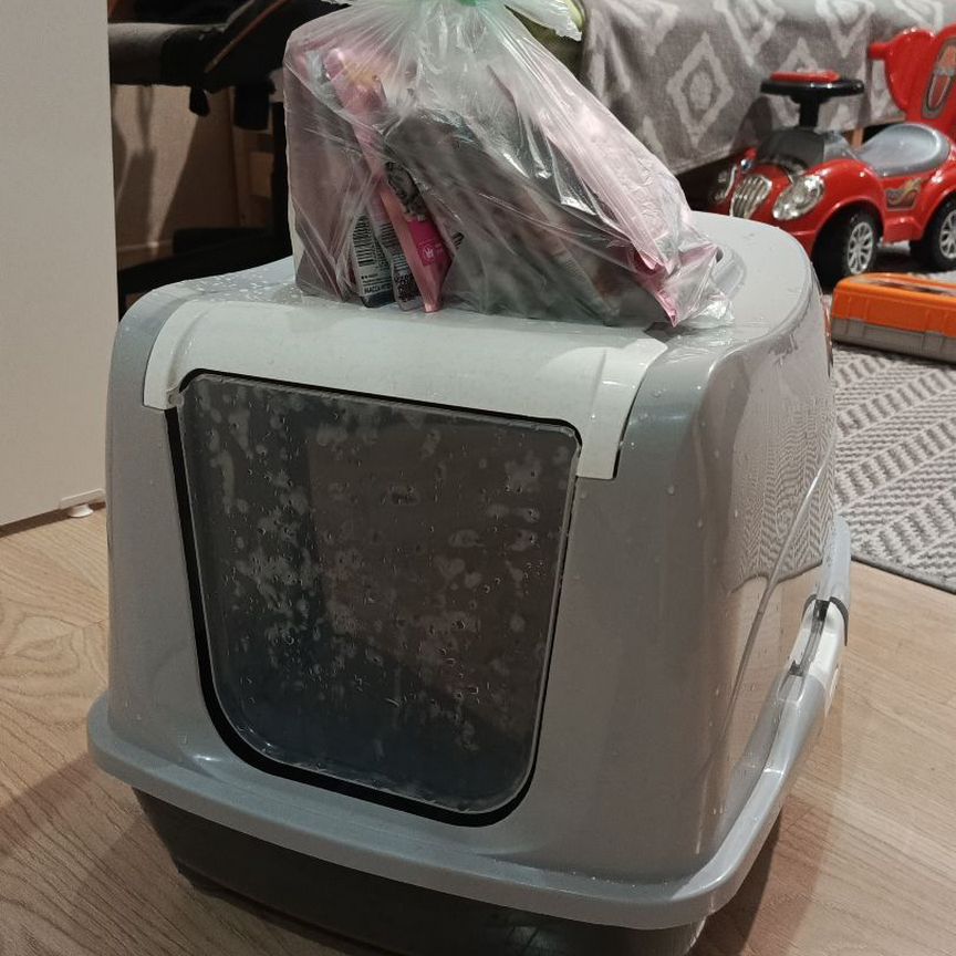 Закрытый лоток для кошек бу