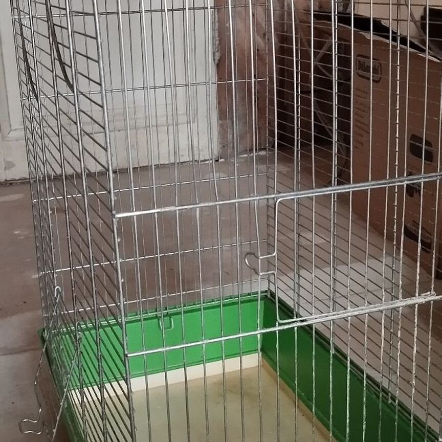 Клетка для попугая бесплатно