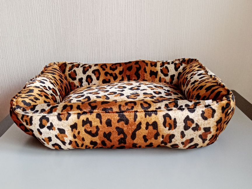 Лежанка для животных бу