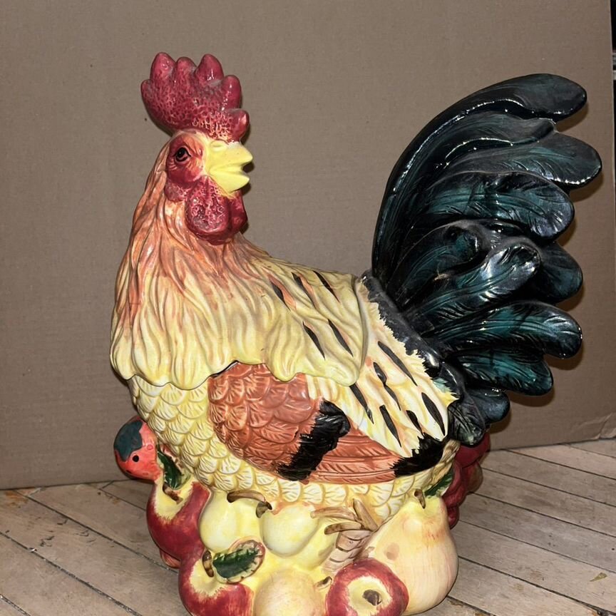 3-D банка для печенья с петухом