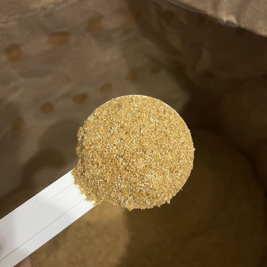 Подкормка для лошади