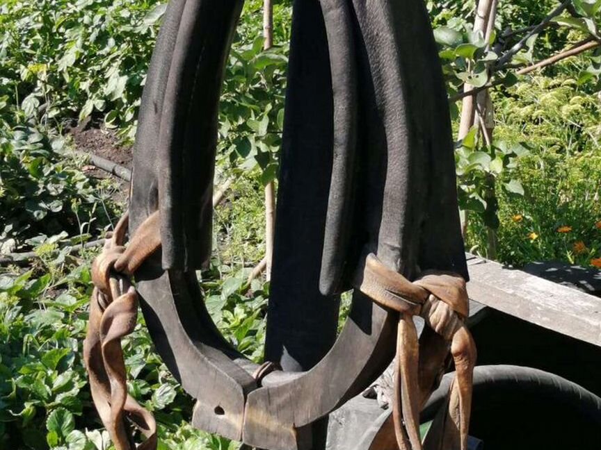 Хомут, дуга для лошади