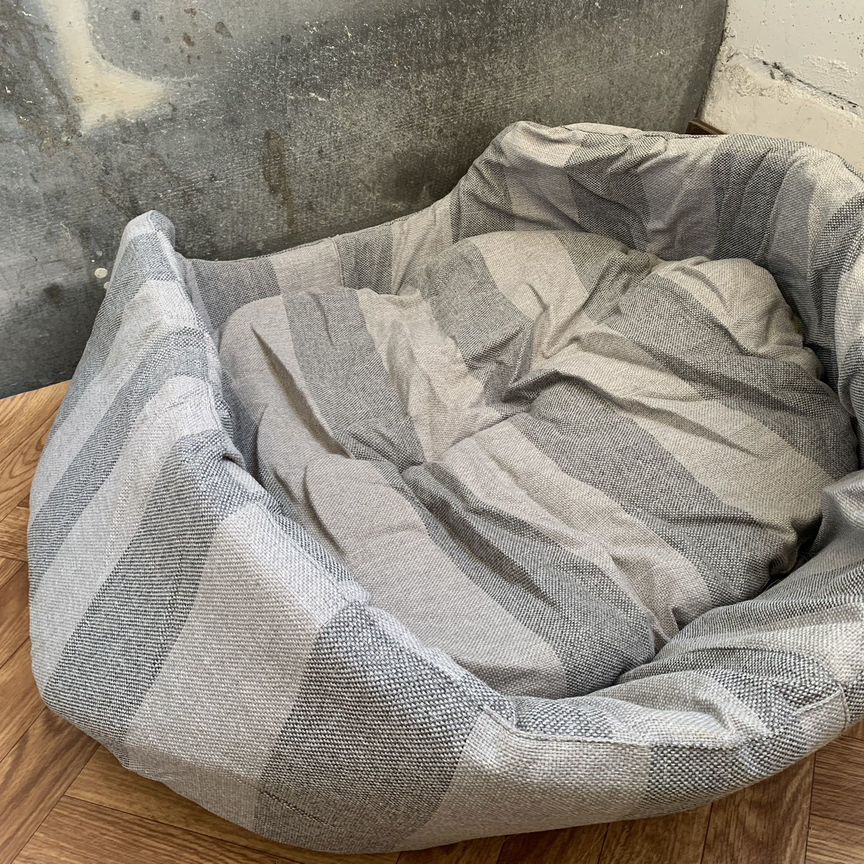 Лежак для собаки