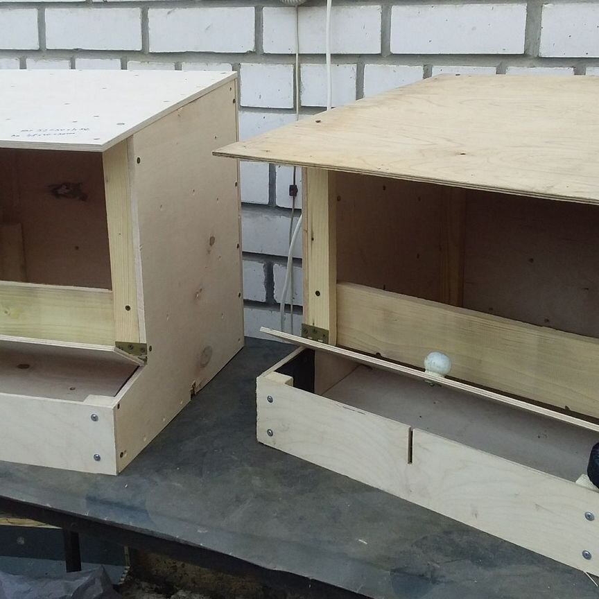 Для кур и цыплят.Умное гнездо