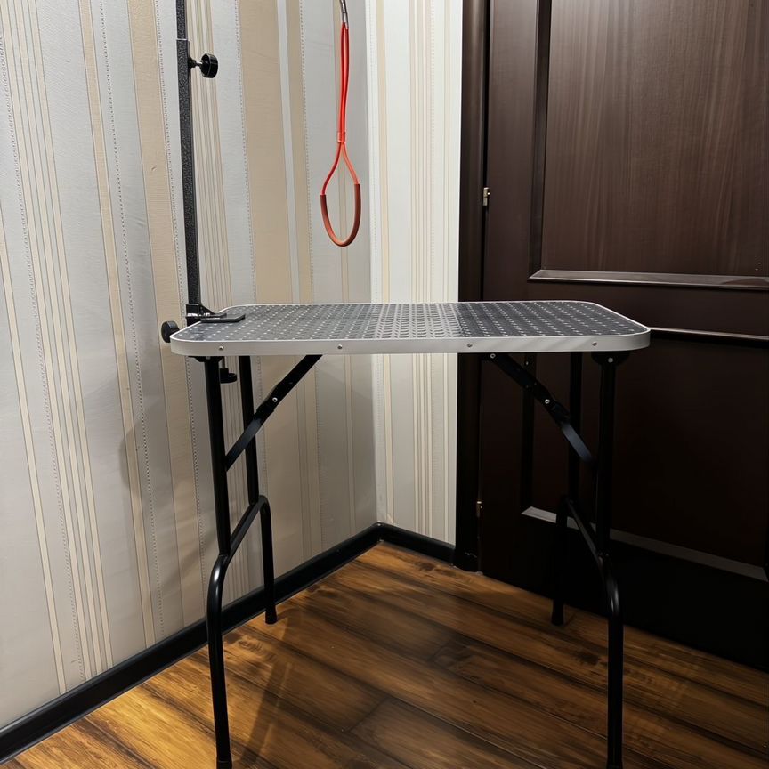 Стол для стрижки кошек и собак