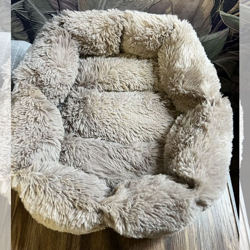 Лежанка для животных 40х35