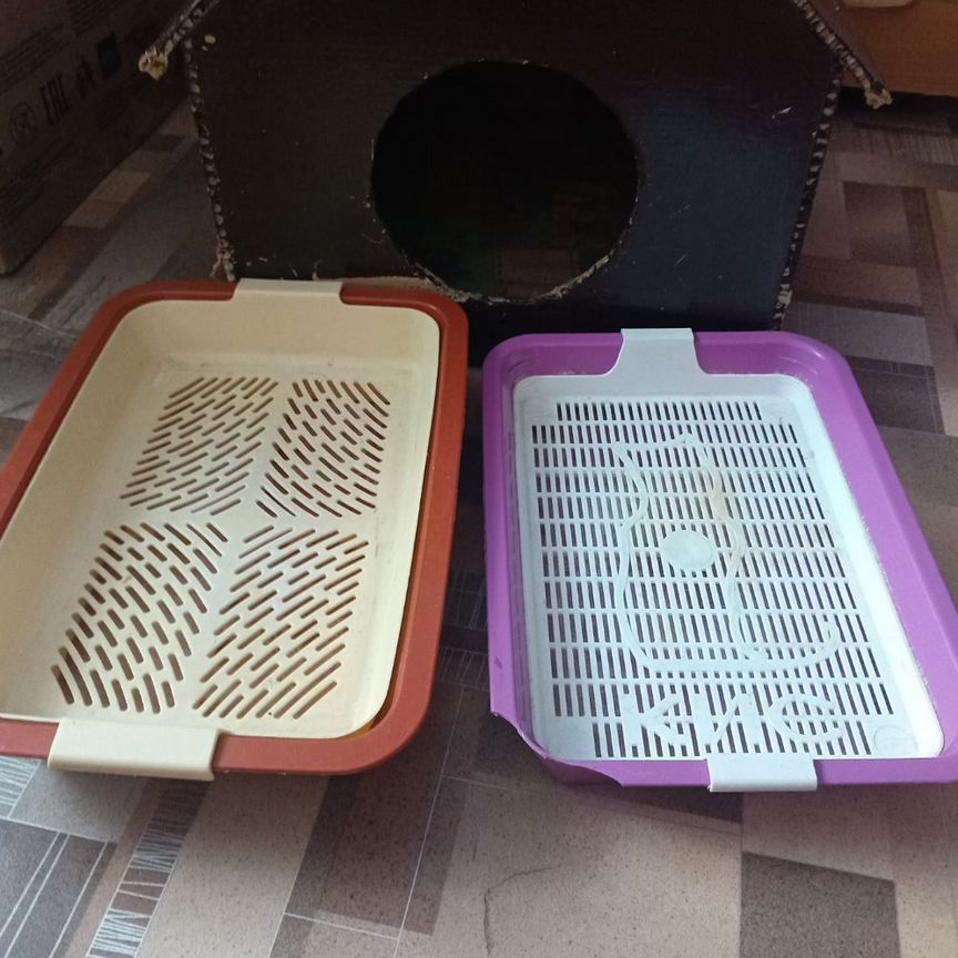 Домик и лотки