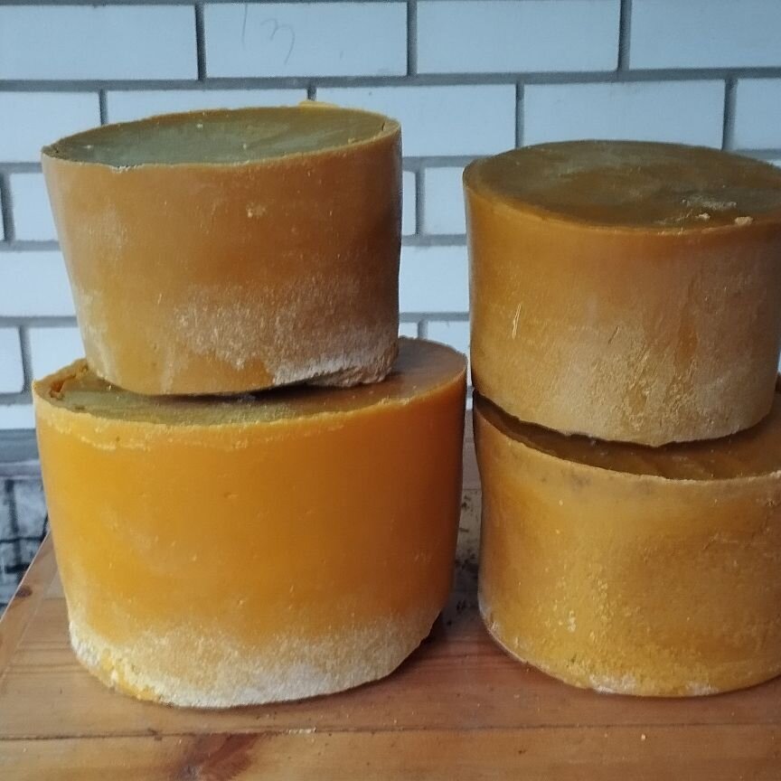 Воск пчелиный