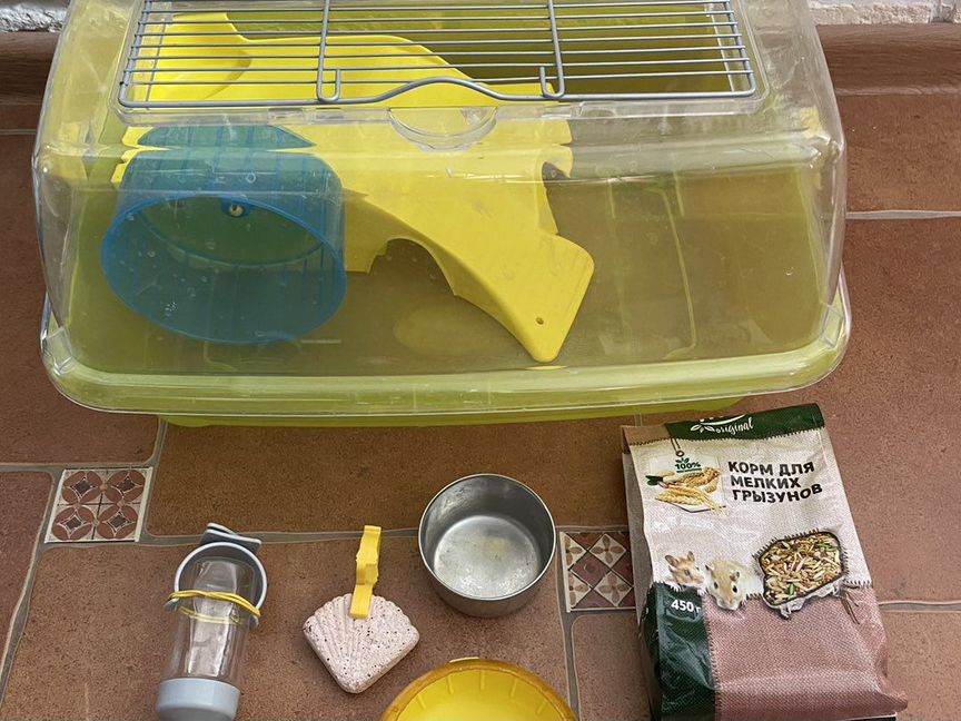Клетка с колесом, поильник, миска, бассейн