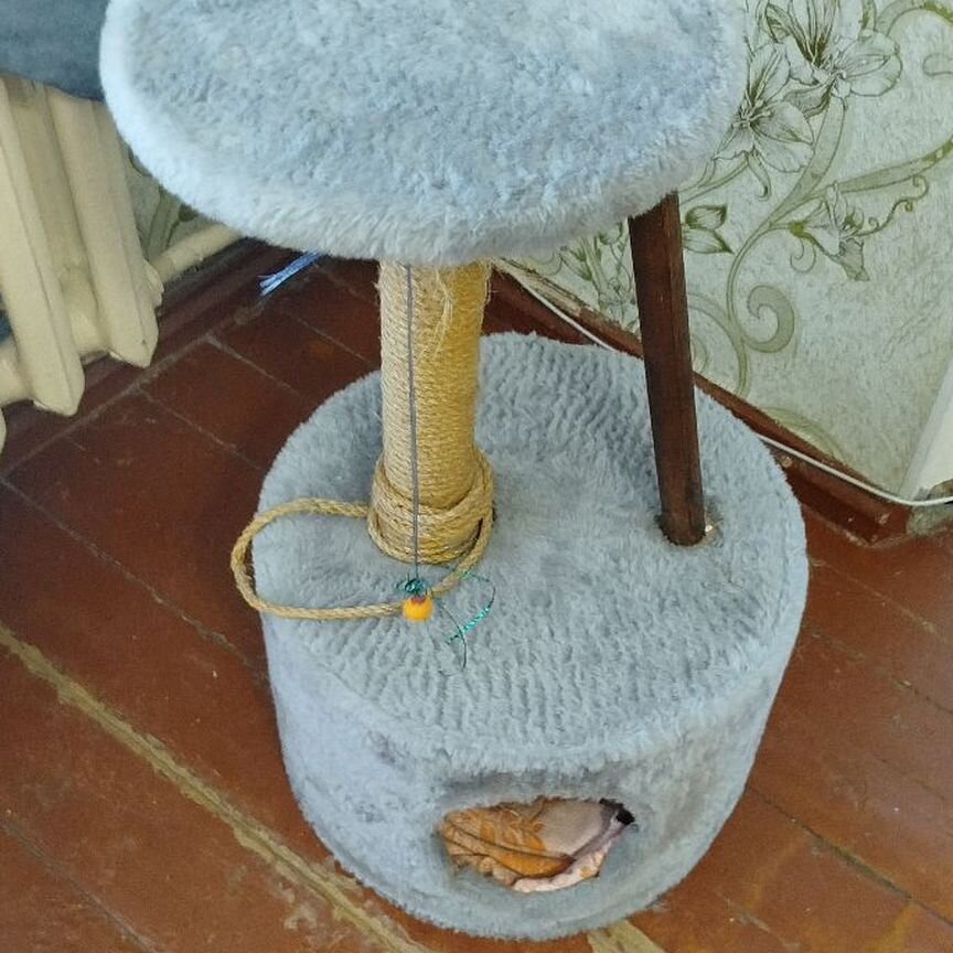 Когтеточка с домиком бу