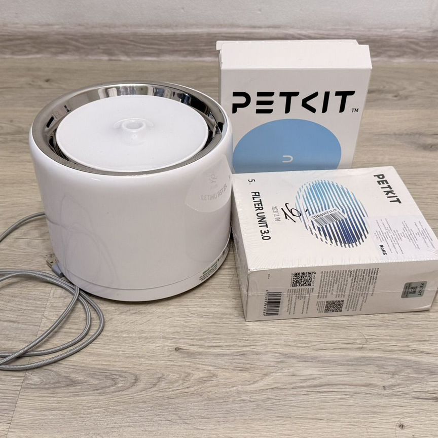 Фонтан поилка для кошек Petkit