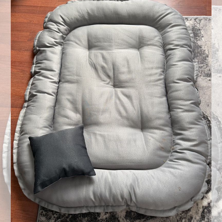 Лежанка для собак