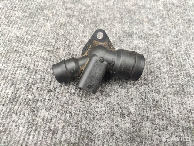 Фланец вентиляции картерных газов Porsche Cayenne купить в Москве VAG ...