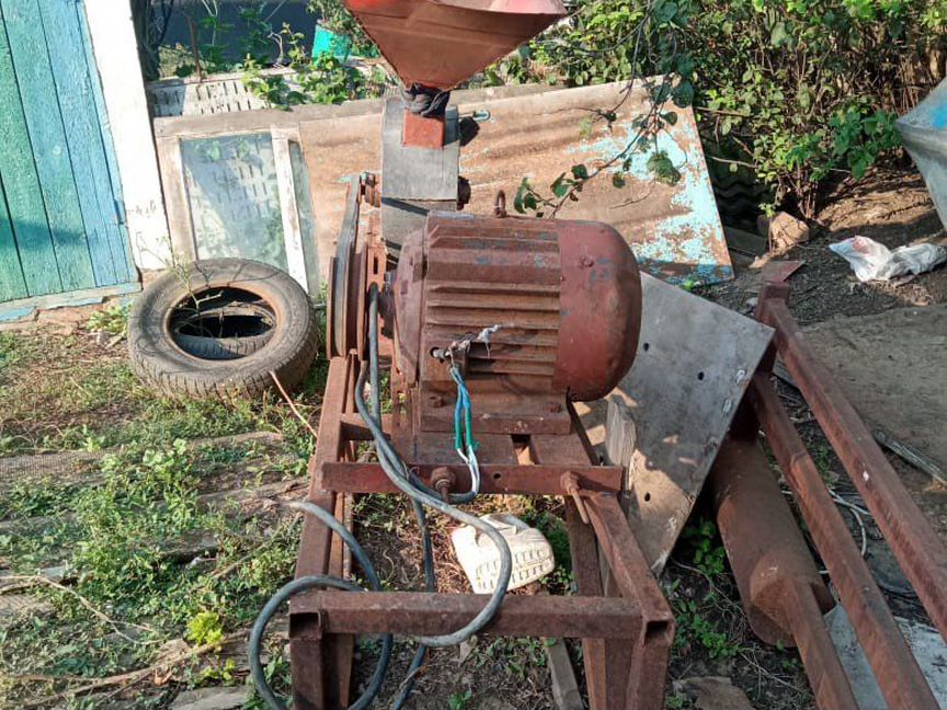 Зернодробилка бу 380 в