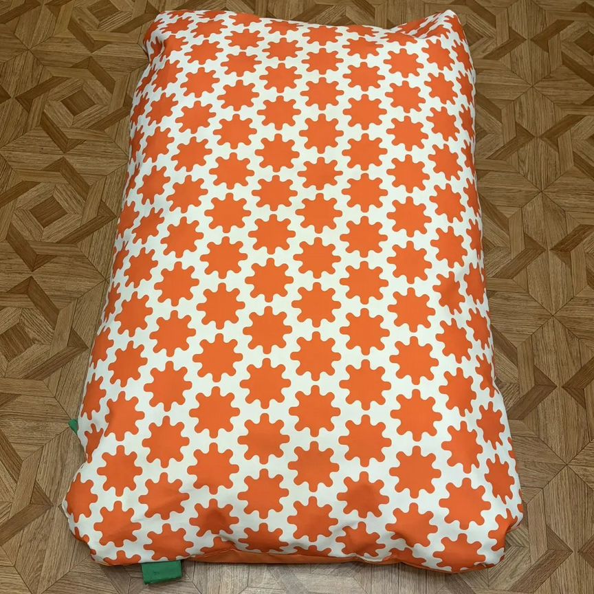 Лежанка для собак из икея