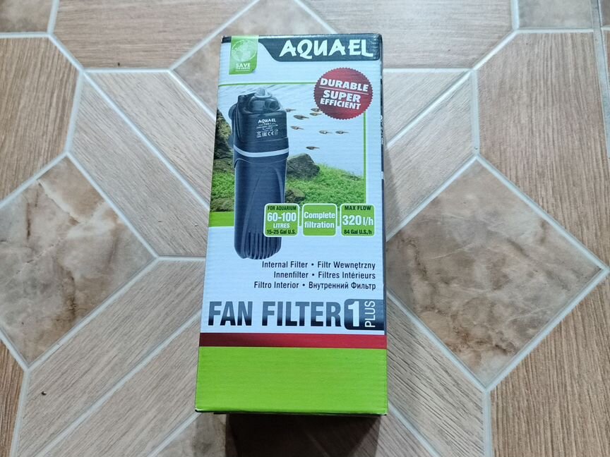 Фильтр для аквариума Аquael и светильник Barbus