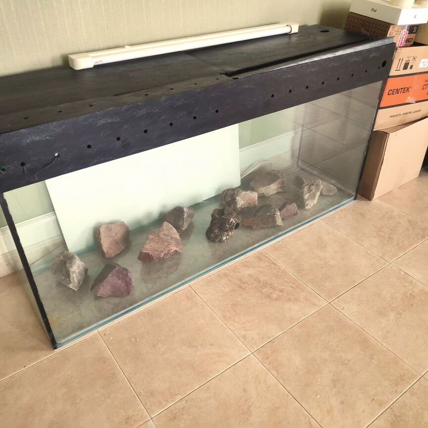 Продаётся аквариум с подставкой 360 литров